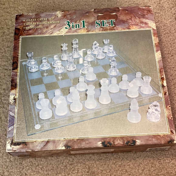unbranded | Games | Nwot 3 In Glass Chess Set Backgammon And Draughts ...